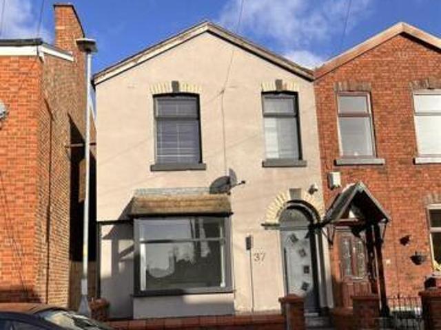 3 Bedroom Semi detached House For Rent In Denton