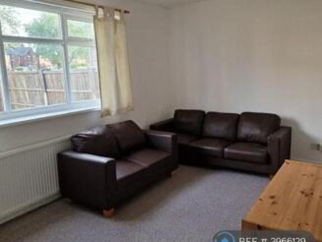 3 bedroom semi detached house for rent in Dennison Ave, Manchester, M20