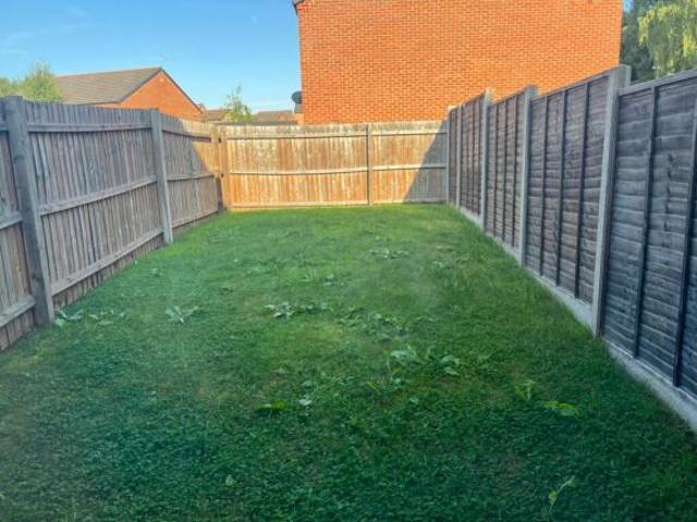 3 bedroom semi detached house for rent in Downy Birch, Coventry, West Midlands, CV4