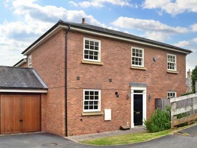 3 Bedroom Semi detached House For Rent In Droitwich Spa, Worcestershire