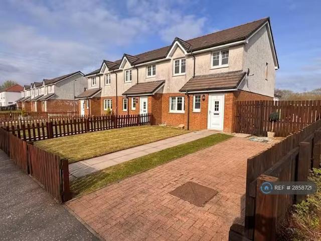 3 bedroom semi detached house for rent in Drongan, Drongan, Ay.