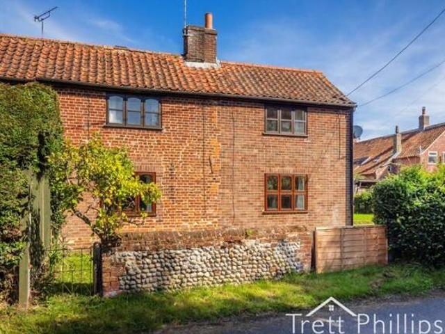 3 Bedroom Semi detached House For Rent In East Ruston