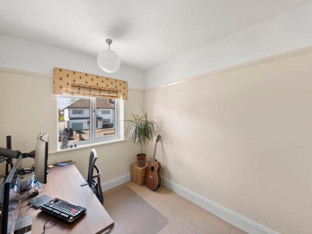 3 bedroom semi detached house for rent in East Towers, Pinner, Middlesex, HA5