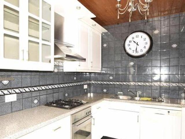 3 Bedroom Semi detached House For Rent In Edgware, Middlesex