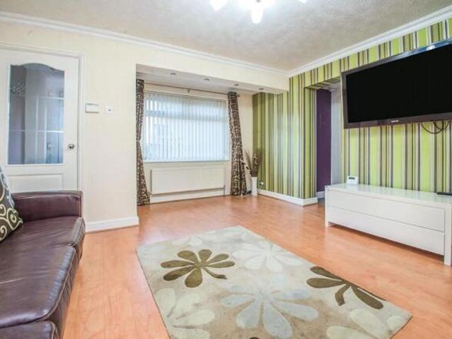 3 bedroom semi detached house for rent in Ellerby Avenue, Clifton, Swinton, Manchester, M27