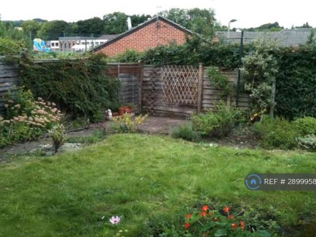 3 bedroom semi detached house for rent in Eskdale Road, Sheffield, S6