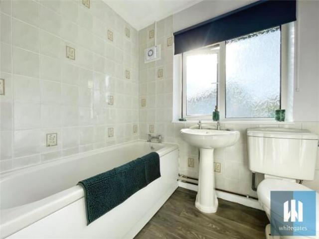 3 bedroom semi detached house for rent in Eton Avenue, Dalton, Huddersfield, HD5