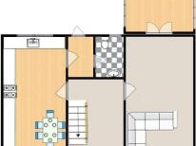 3 bedroom semi detached house for rent in Evans Road, Eccles, M30