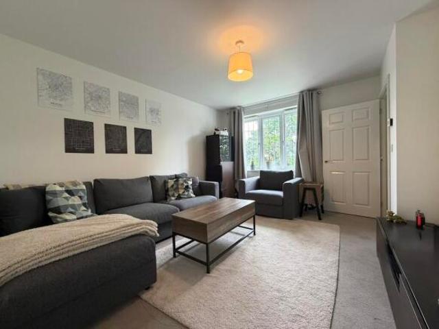 3 bedroom semi detached house for rent in Farley Grove, Exeter, EX1