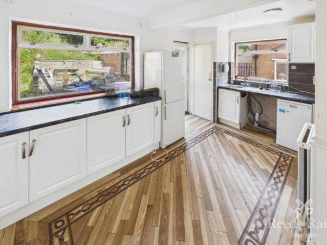 3 bedroom semi detached house for rent in Fife Street, Sheffield, S9