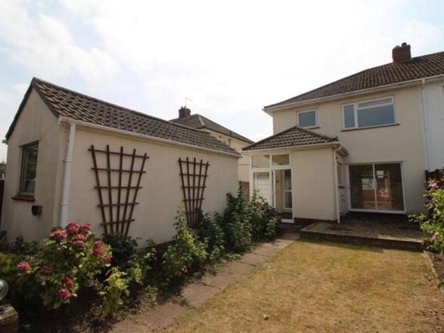 3 bedroom semi detached house for rent in Forest Edge, Hanham, South Glos. BS15