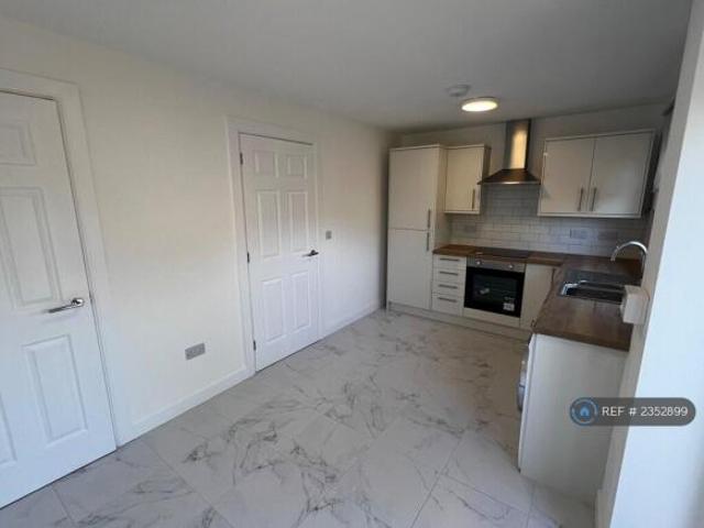 3 bedroom semi detached house for rent in Forge Street, Glasgow, G21