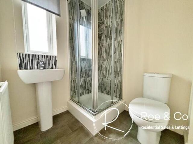 3 bedroom semi detached house for rent in Foxhunter Close, Lostock, BL6
