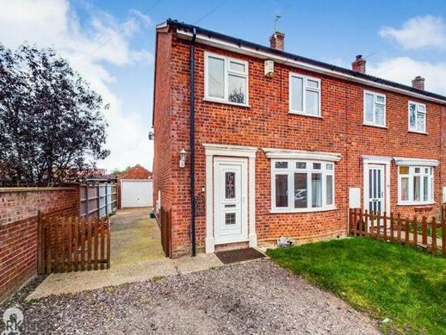 3 Bedroom Semi detached House For Rent In Freethorpe