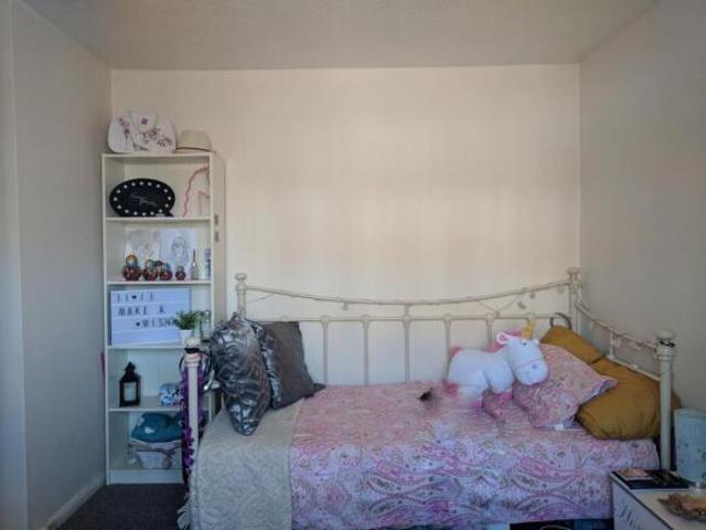 3 bedroom semi detached house for rent in Fulbert Road, Dover, CT16