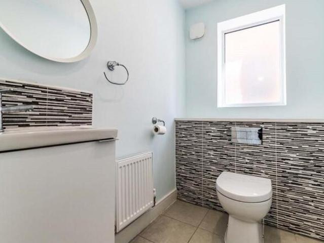 3 bedroom semi detached house for rent in Garforth Avenue, Manchester, M4