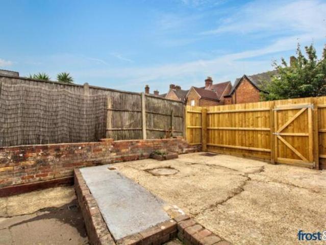 3 bedroom semi detached house for rent in Garland Road, Poole, BH15