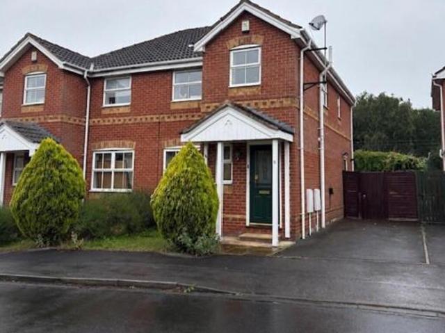 3 bedroom semi detached house for rent in Goodwood Grove, Tadcaster Road, YO24