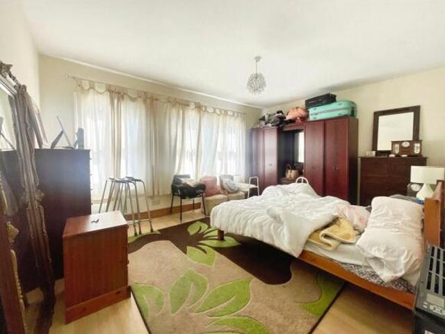 3 bedroom semi detached house for rent in Gladstone Road, Watford, Hertfordshire, WD17
