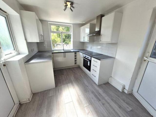 3 bedroom semi detached house for rent in Gladstone Road, Erdington, Birmingham B23 7LS, B23