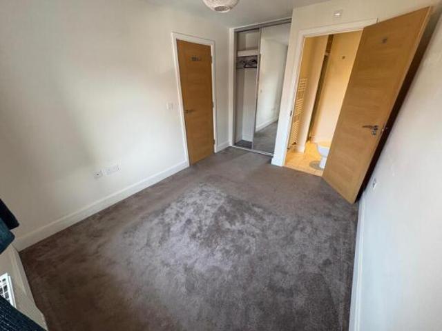 3 bedroom semi detached house for rent in Glebe Road, Northampton, NN2