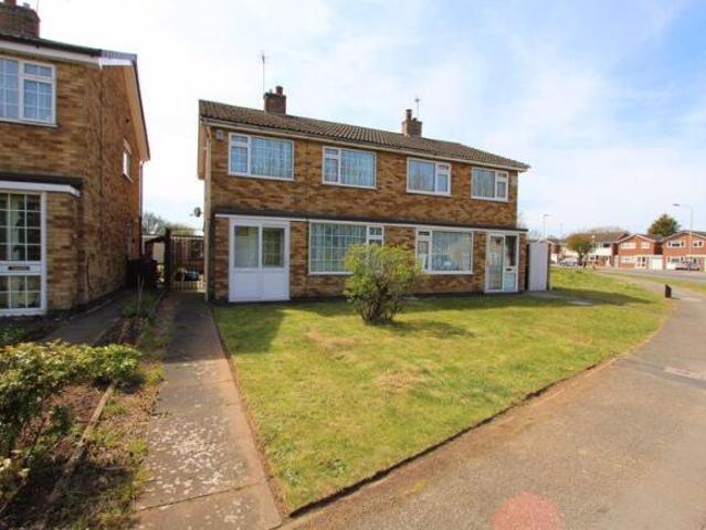 3 bedroom semi detached house for rent in Gleneagles Avenue, Leicester, LE4 7YJ, LE4