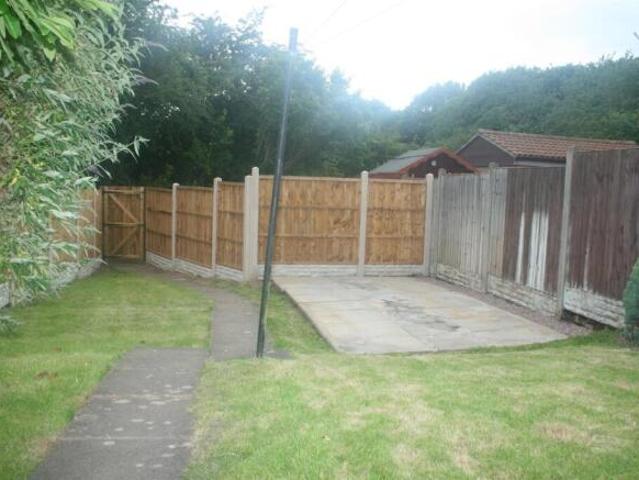 3 bedroom semi detached house for rent in Gleneagles Road, Coventry, CV2