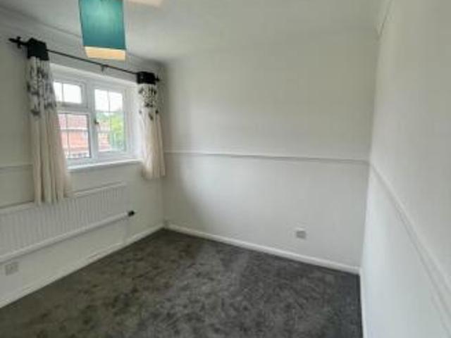 3 bedroom semi detached house for rent in Glenrise Close, Cardiff, CF3