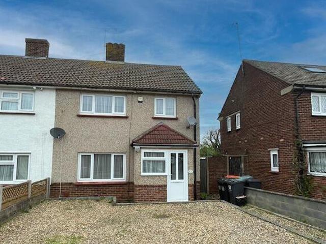 3 Bedroom Semi detached House For Rent In Gravesend, Kent