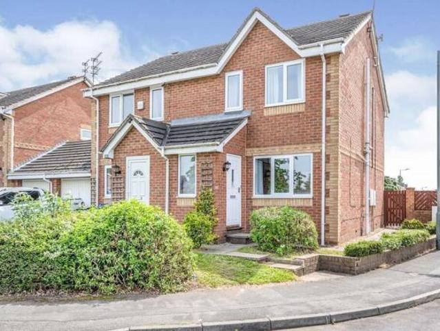 3 bedroom semi detached house for rent in Grange Court, Bentley, Doncaster, South Yorkshire, DN5
