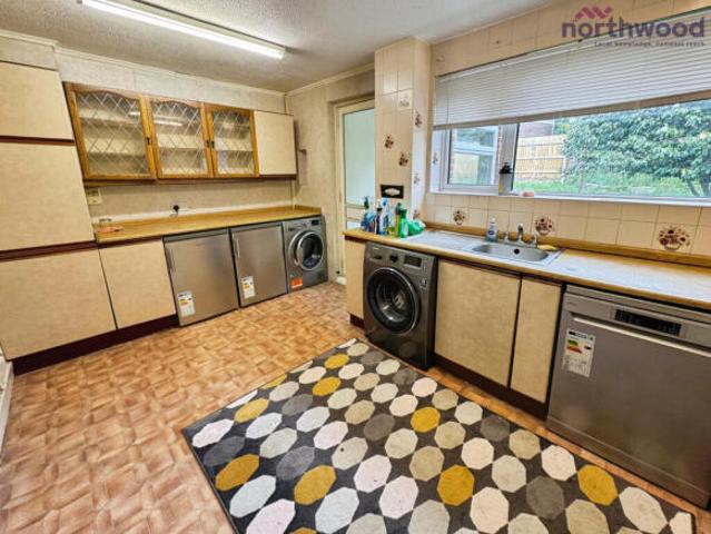 3 bedroom semi detached house for rent in Greywell Avenue, Southampton, SO16