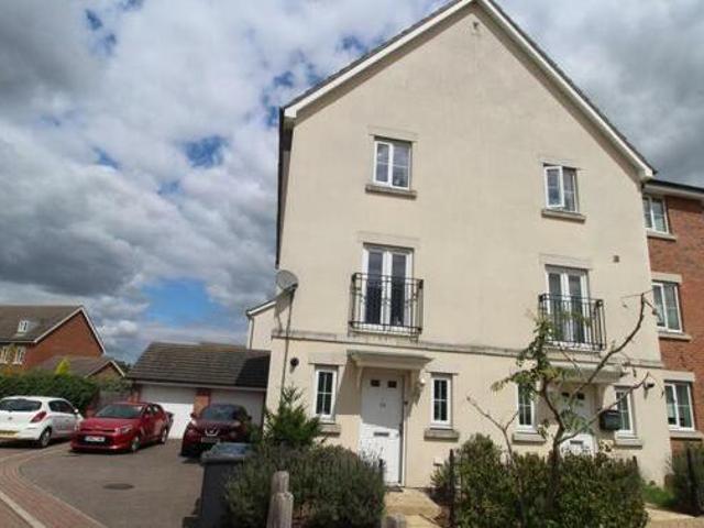 3 Bedroom Semi detached House For Rent In Great Cambourne