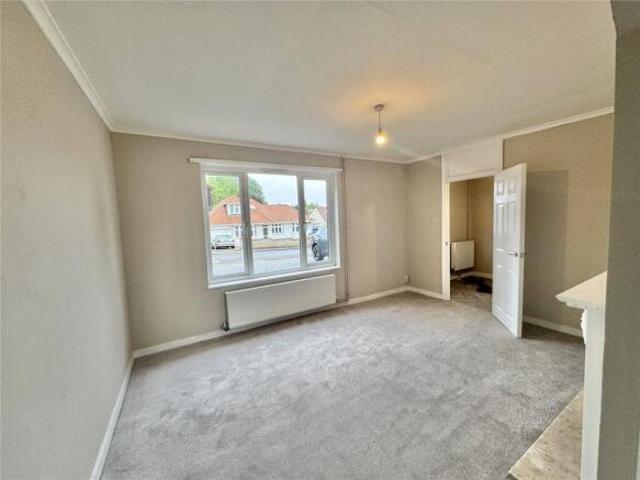 3 bedroom semi detached house for rent in Green Lane, St. Albans, Hertfordshire, AL3
