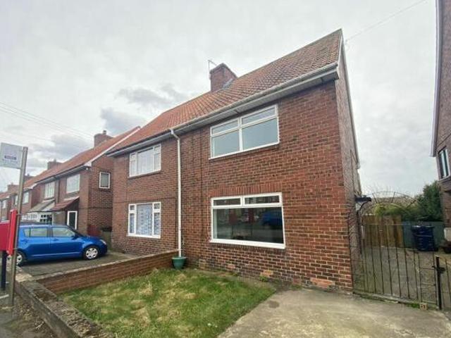 3 Bedroom Semi detached House For Rent In Greenside, Ryton