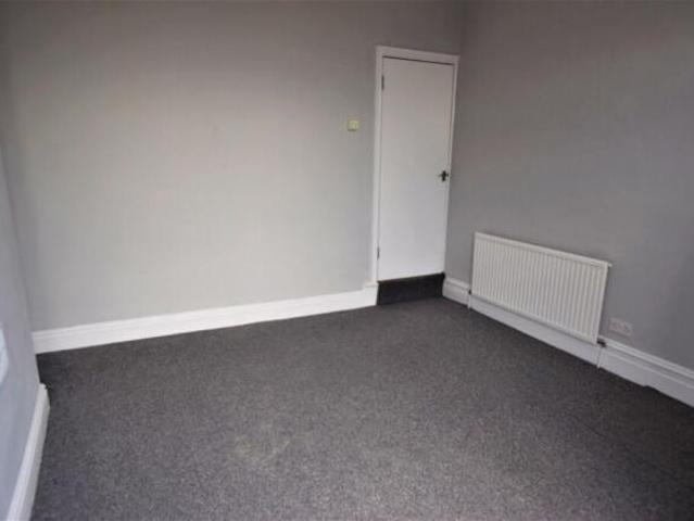3 bedroom semi detached house for rent in Grimesthorpe Road, Sheffield, S4