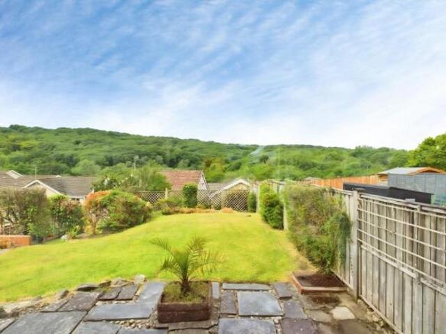 3 bedroom semi detached house for rent in Gwern Einon Road, Derwen Fawr, Swansea, SA2