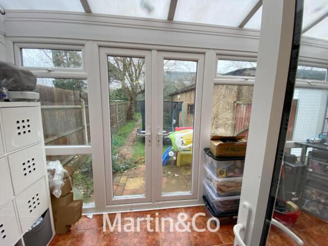 3 bedroom semi detached house for rent in Hamilton Avenue, Cheam/Sutton, SM3