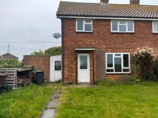 3 bedroom semi detached house for rent in Hammonds Road, CM2