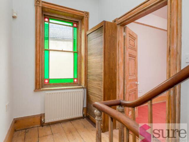 3 bedroom semi detached house for rent in Hanover Crescent, Brighton, BN2