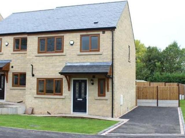 3 Bedroom Semi detached House For Rent In Hadfield