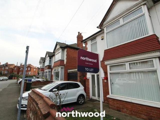 3 bedroom semi detached house for rent in Harrowden Road, Wheatley, Doncaster, DN2