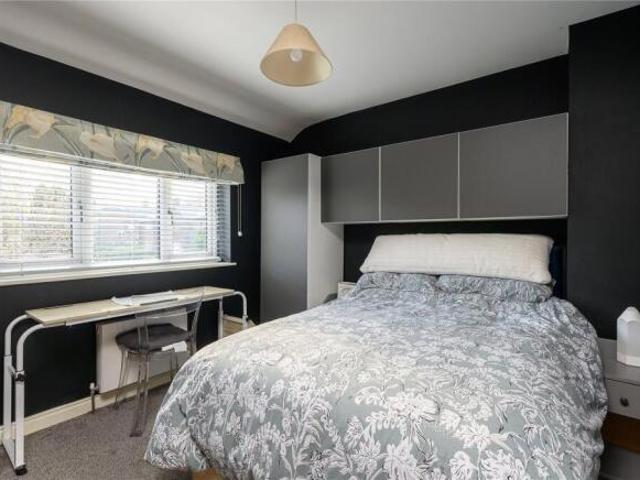 3 bedroom semi detached house for rent in Hawks Nest Gardens East, Alwoodley, LS17