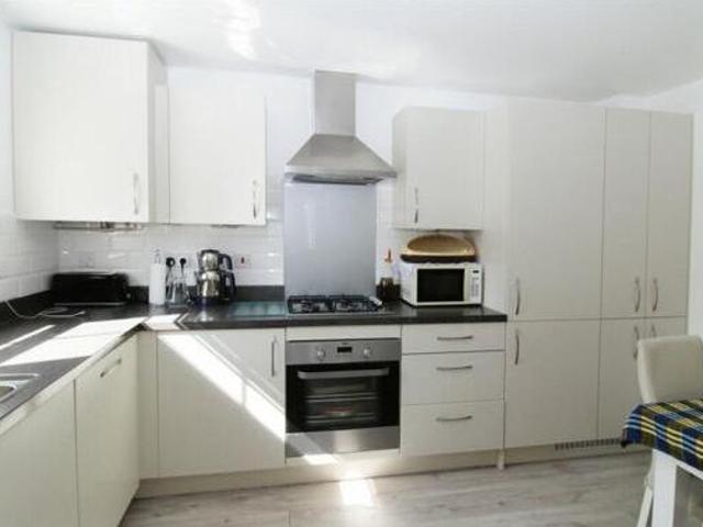 3 Bedroom Semi detached House For Rent In Hayling Island, Hampshire
