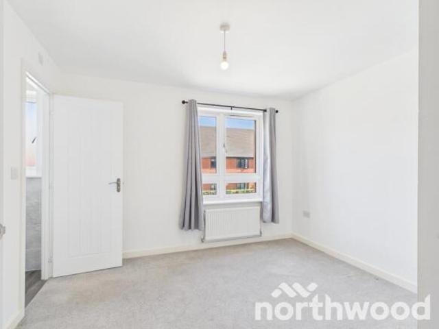 3 bedroom semi detached house for rent in Heritage Road, Ashford, TN25
