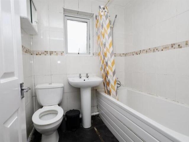 3 bedroom semi detached house for rent in High Meadows, Burnfoot Way, Newcastle Upon Tyne NE3