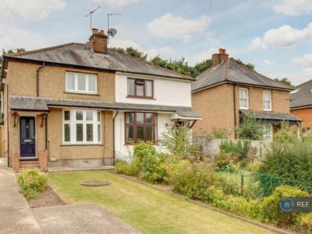 3 Bedroom Semi detached House For Rent In High Wycombe