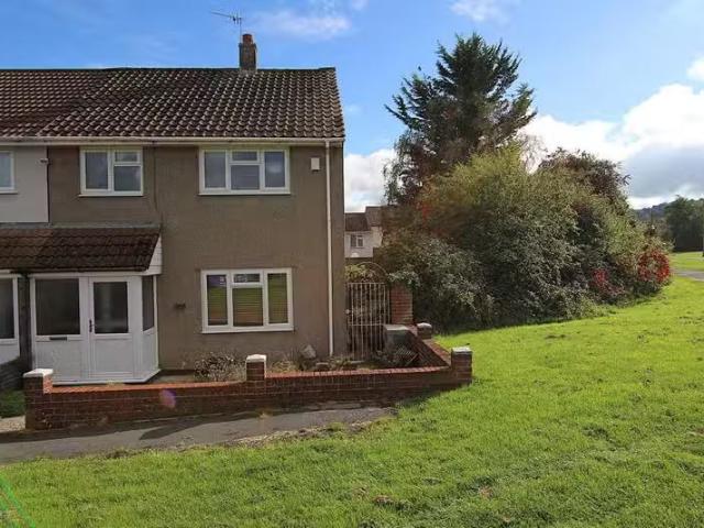 3 bedroom semi detached house for rent in Highridge Green, Bri.