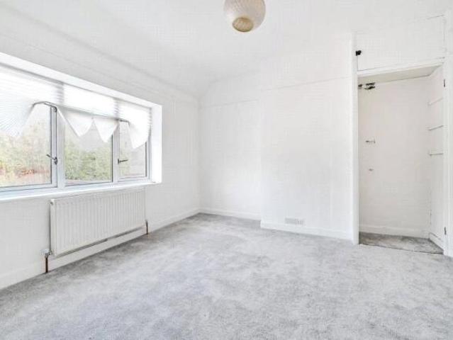 3 bedroom semi detached house for rent in Hill Street, Reading, Berkshire, RG1