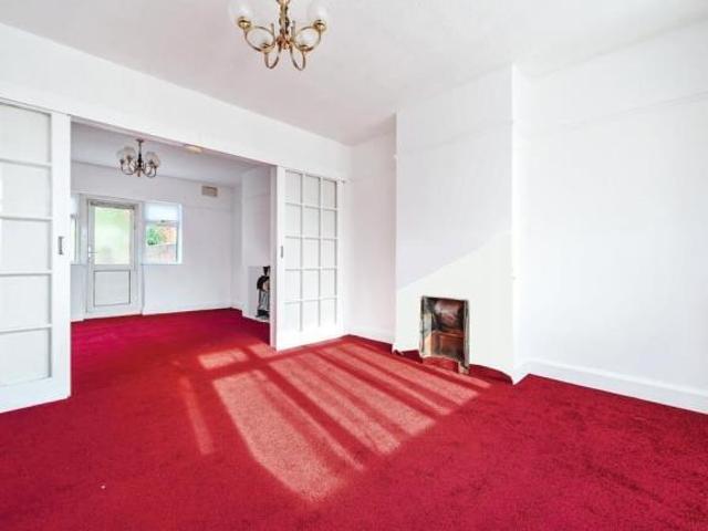 3 bedroom semi detached house for rent in Hill Street, Reading, RG1