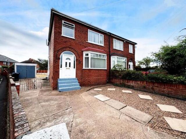 3 bedroom semi detached house for rent in Hill Top Crescent, DONCASTER, DN2